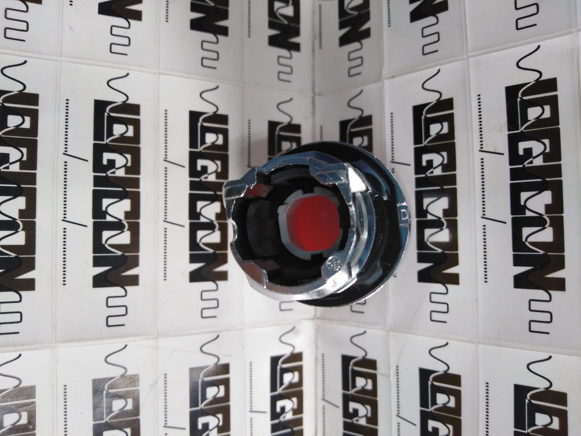 ZB4-BW343 SCHNEIDER, ZB4 Series, Push Button, 22 mm, IP69, Round (EC ...