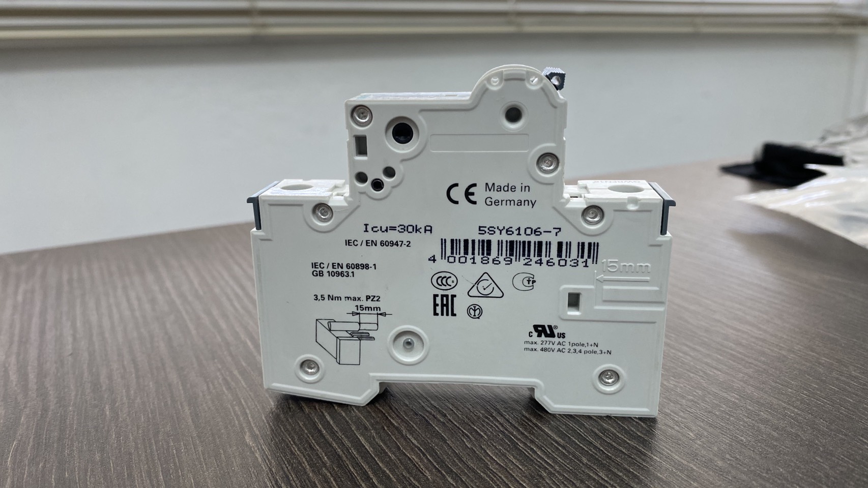 EC-0731,Siemens 5SY6106-7 MCB C6 – LOGICON ENGINEERING Co.,Ltd.